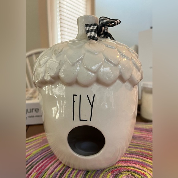 Rae Dunn | Accents | Rae Dunn Acorn Birdhouse Farmhouse Rustic Cute ...